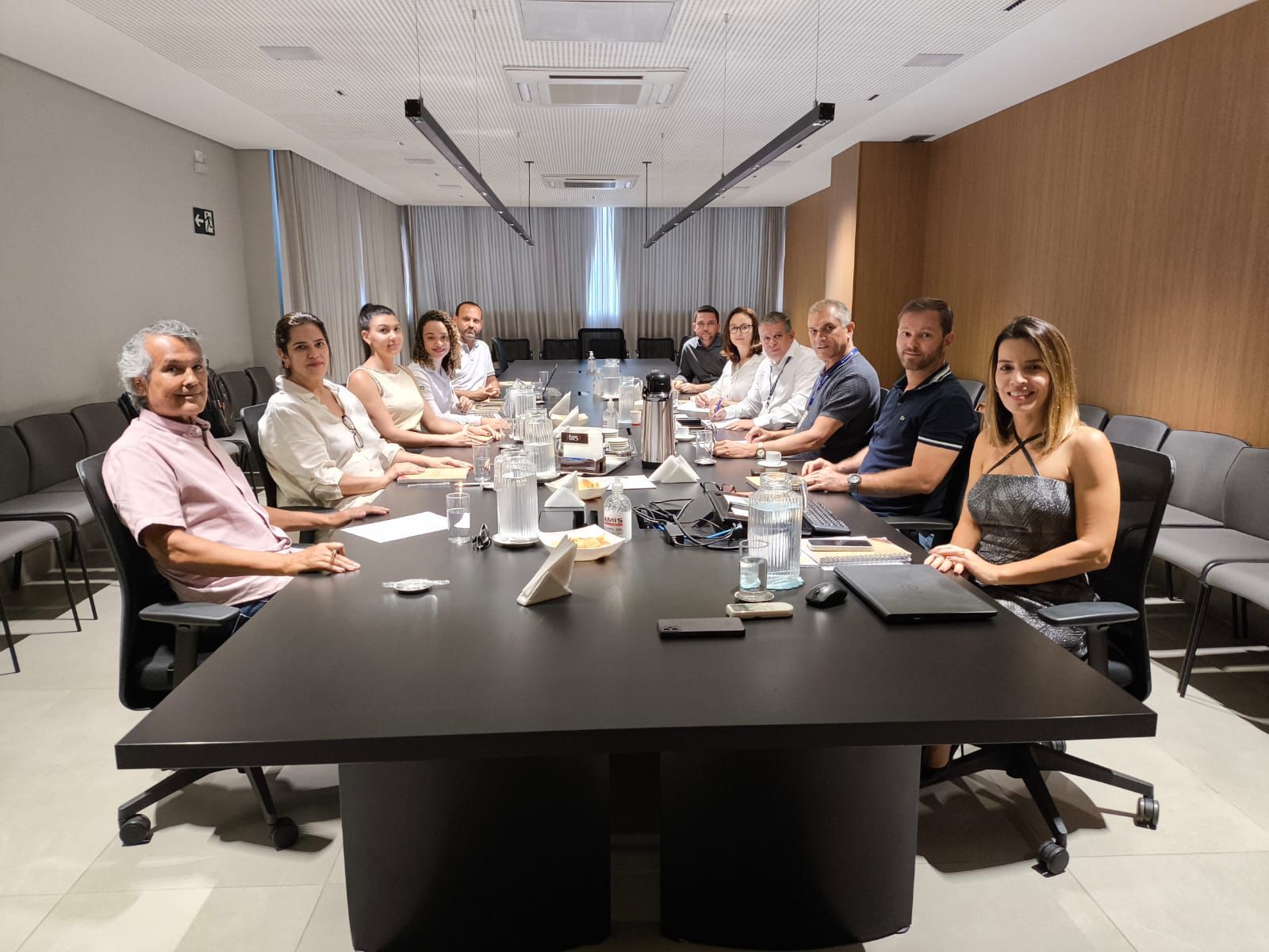 Realizada AGE para examinar, discutir e deliberar sobre temas ...